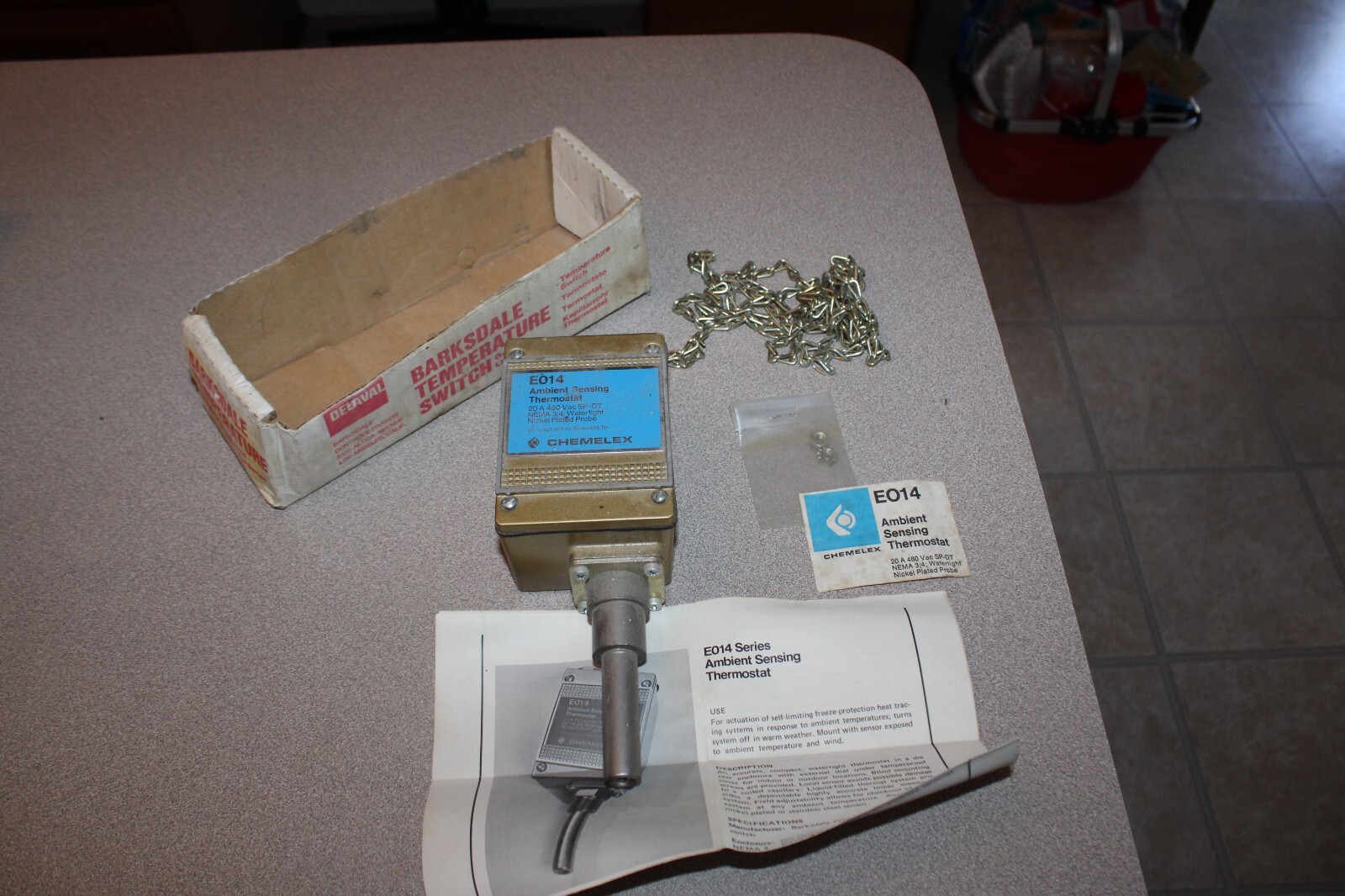 NOS Chemelex E014 Ambient Sensing Thermostat 20A 480VAC SP-DT Nickel ...