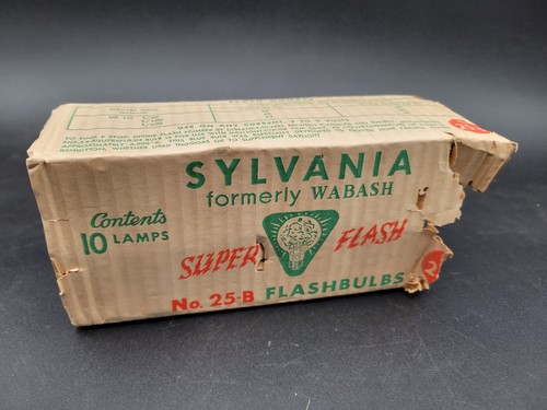 Vintage 8 Piece Sylvania 25-B Super Flash Flashbulb Photography Camera ...