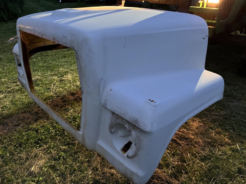 Ford L8000 L9000 Fiberglass Tilt Hood New NOS | eBay