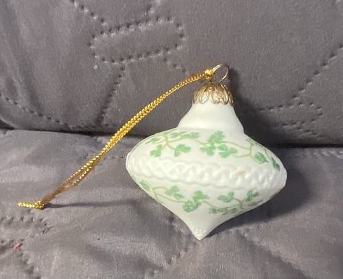Vintage Rhyn-Rivet Irish Collection Shamrock Fine Porcelain Christmas ...
