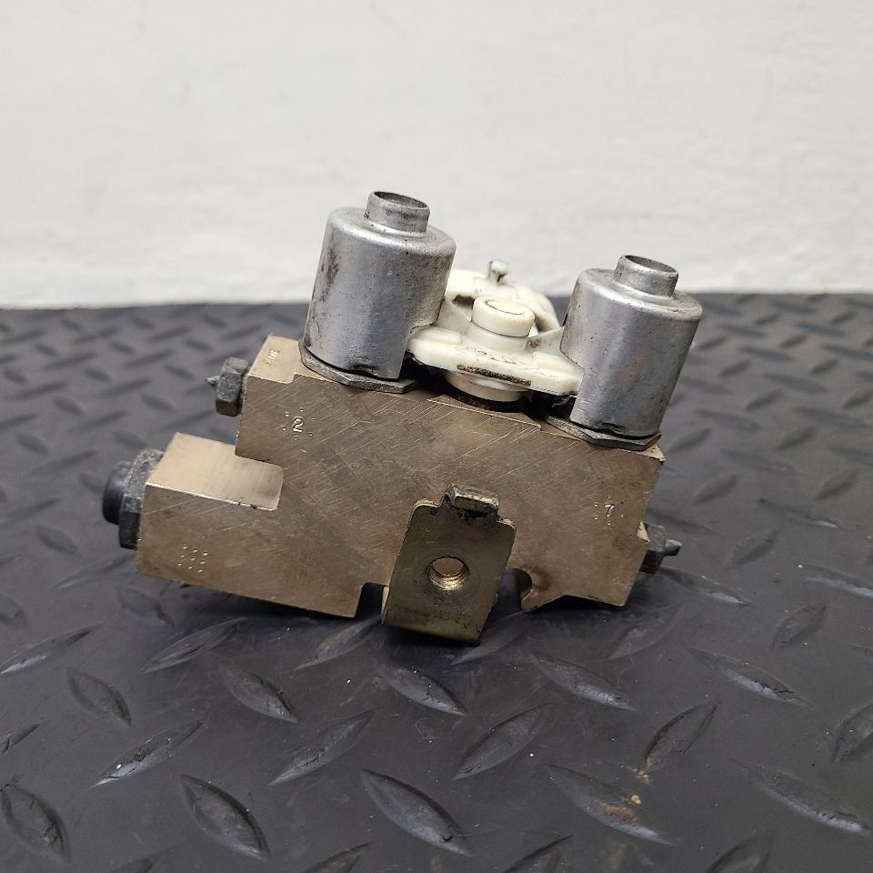 90-97 Ford Ranger ABS Pump Anti Lock Brake Valve OEM F87Z-2B373-AE | eBay