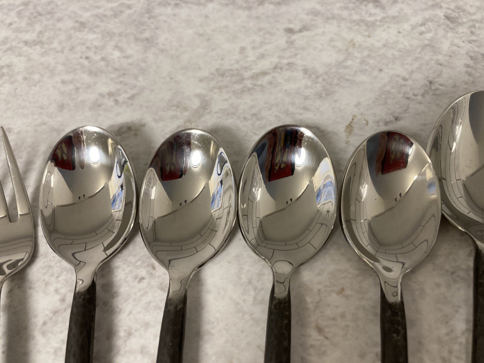 Gourmet Settings Stainless Avalon Barcelona Forks, Teaspoons, Knives ...