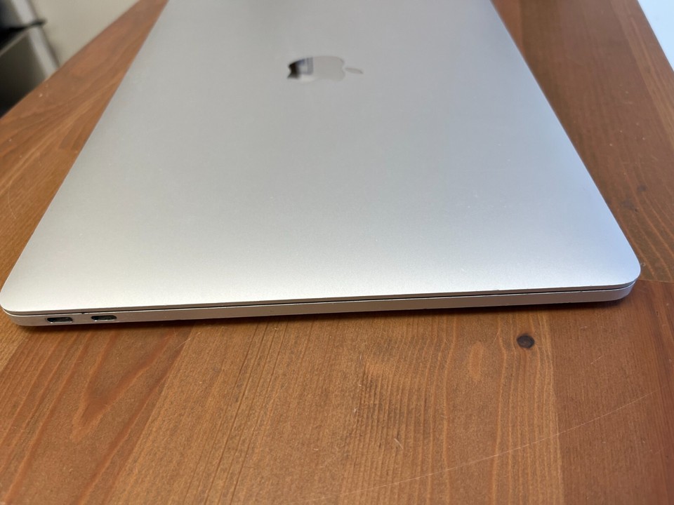 2017 Apple MacBook Pro SILVER 13" Laptop A1708 2.3G i5 8GB 256GB GOOD ...