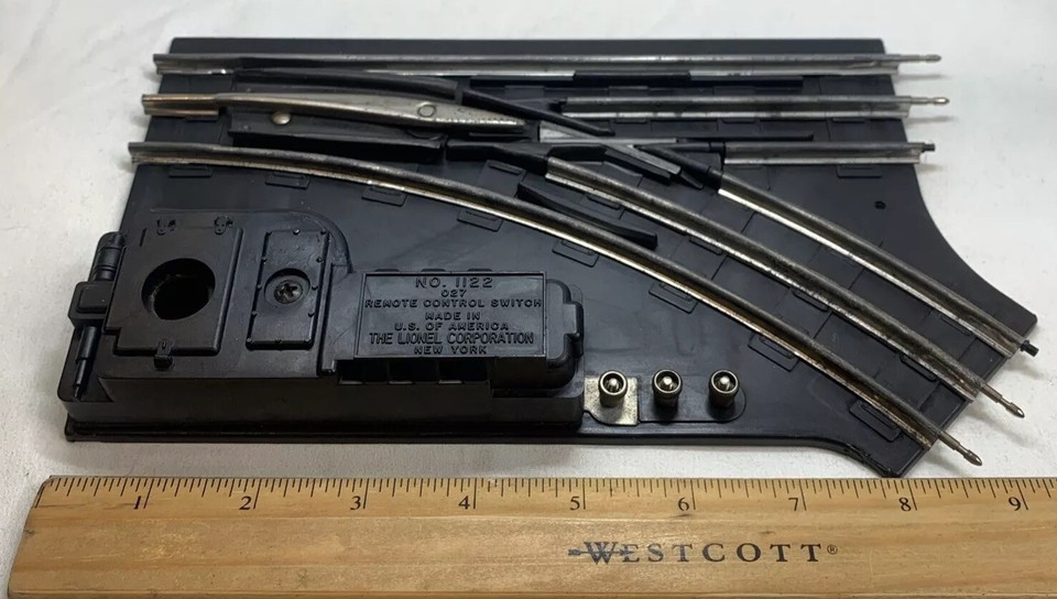 Lionel Trains Vintage Remote Control Right Switch RH Track No. 1122 027 ...