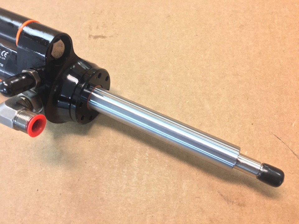 SeaStar HC6345-3 PRO Outboard Cylinder: Core Refund Available (See Desc ...