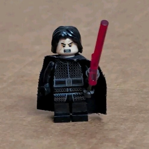 Lego Star Wars Kylo Ren Minifigure (75179) w/ Lightsaber First Order A4 ...