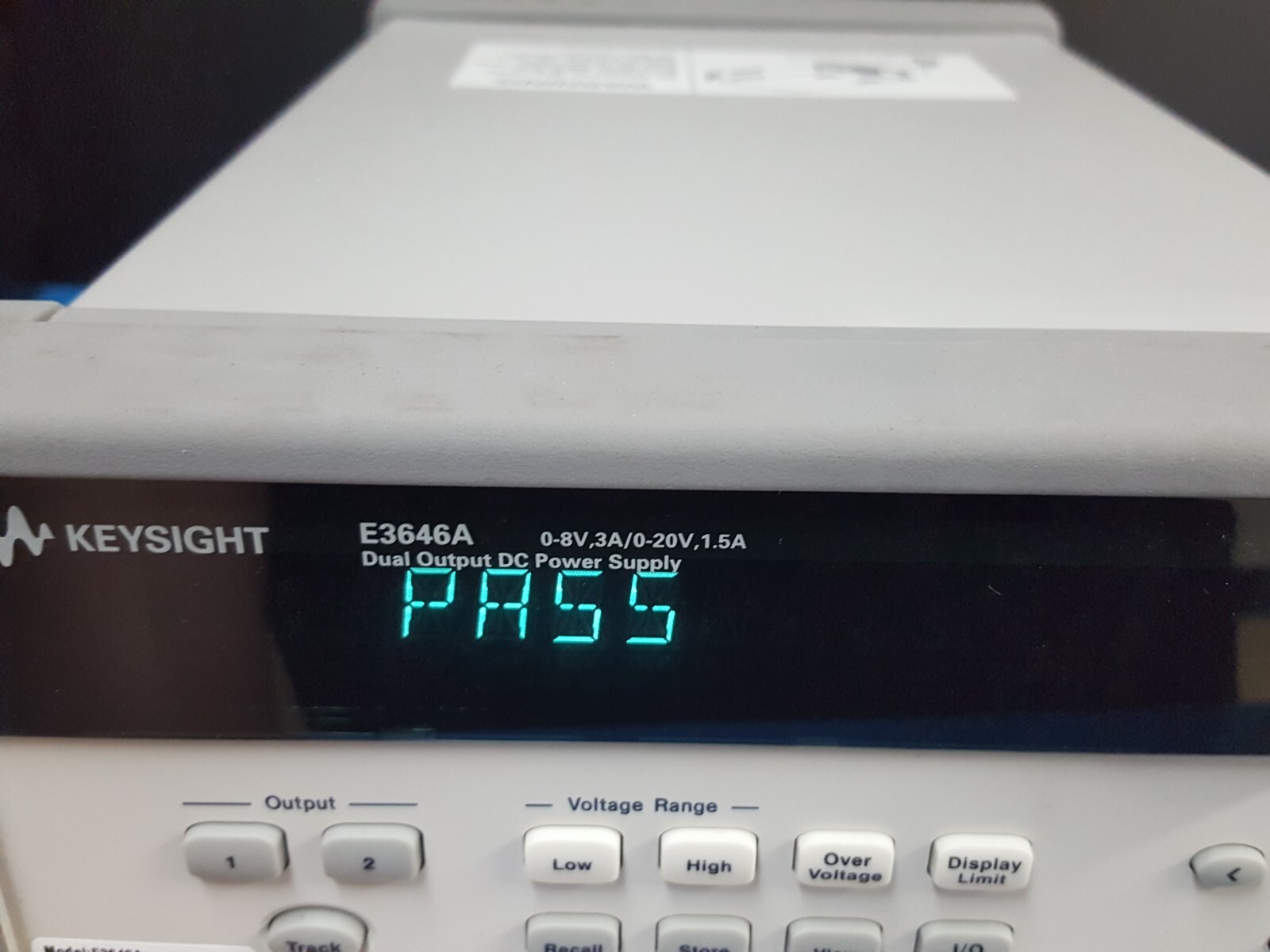 Agilent Keysight Dual Output DC Power Supply E3648A 0-8V 5A/0-20V 2.5A ...