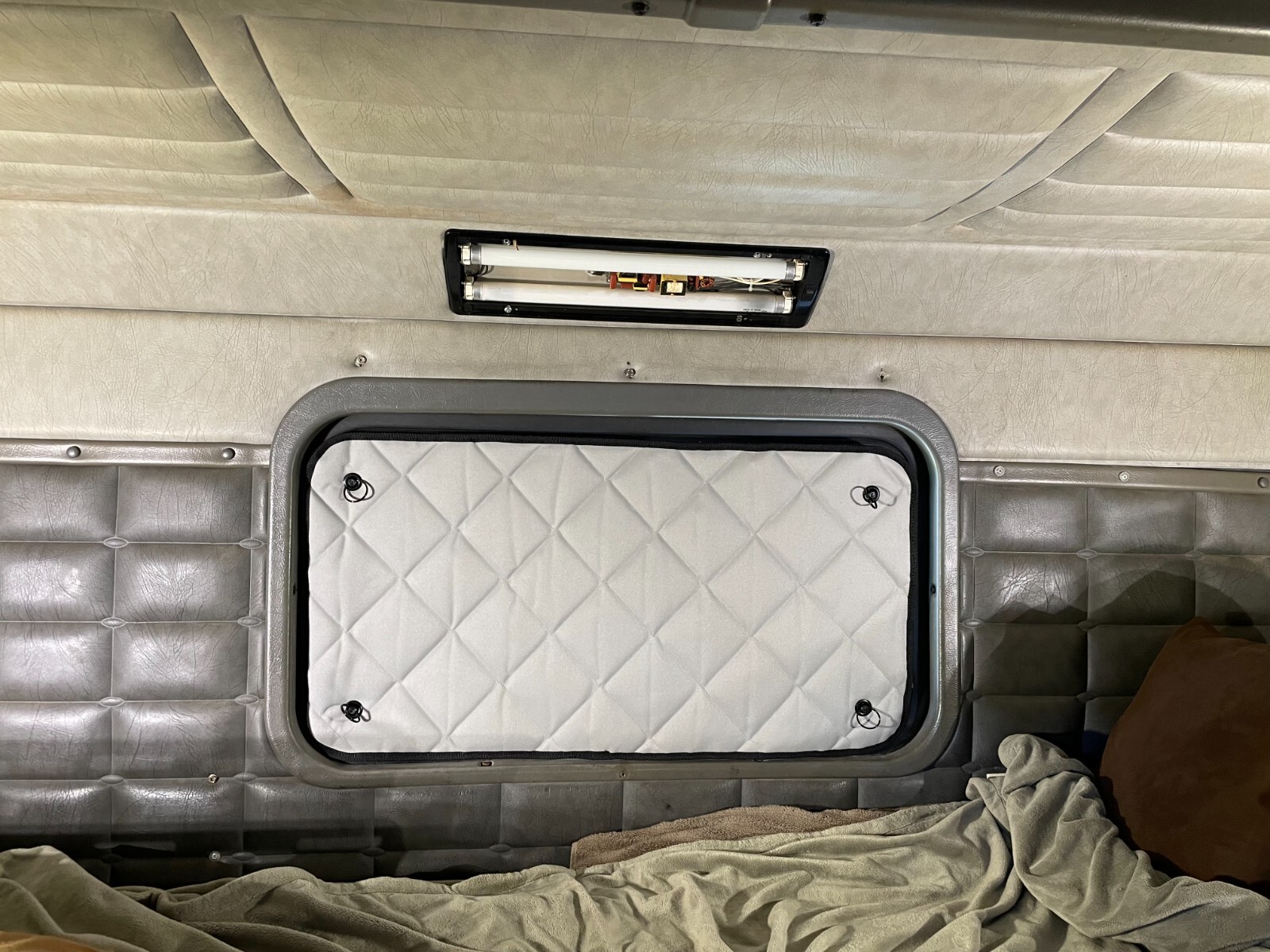 Peterbilt Rear Sleeper Window Cover ZenEclipse® Insulated Blackout ...