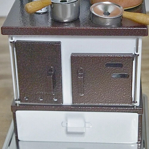 Miniature Kitchen Stove White Real Tiny Elaborate Cooking Mini Food ...