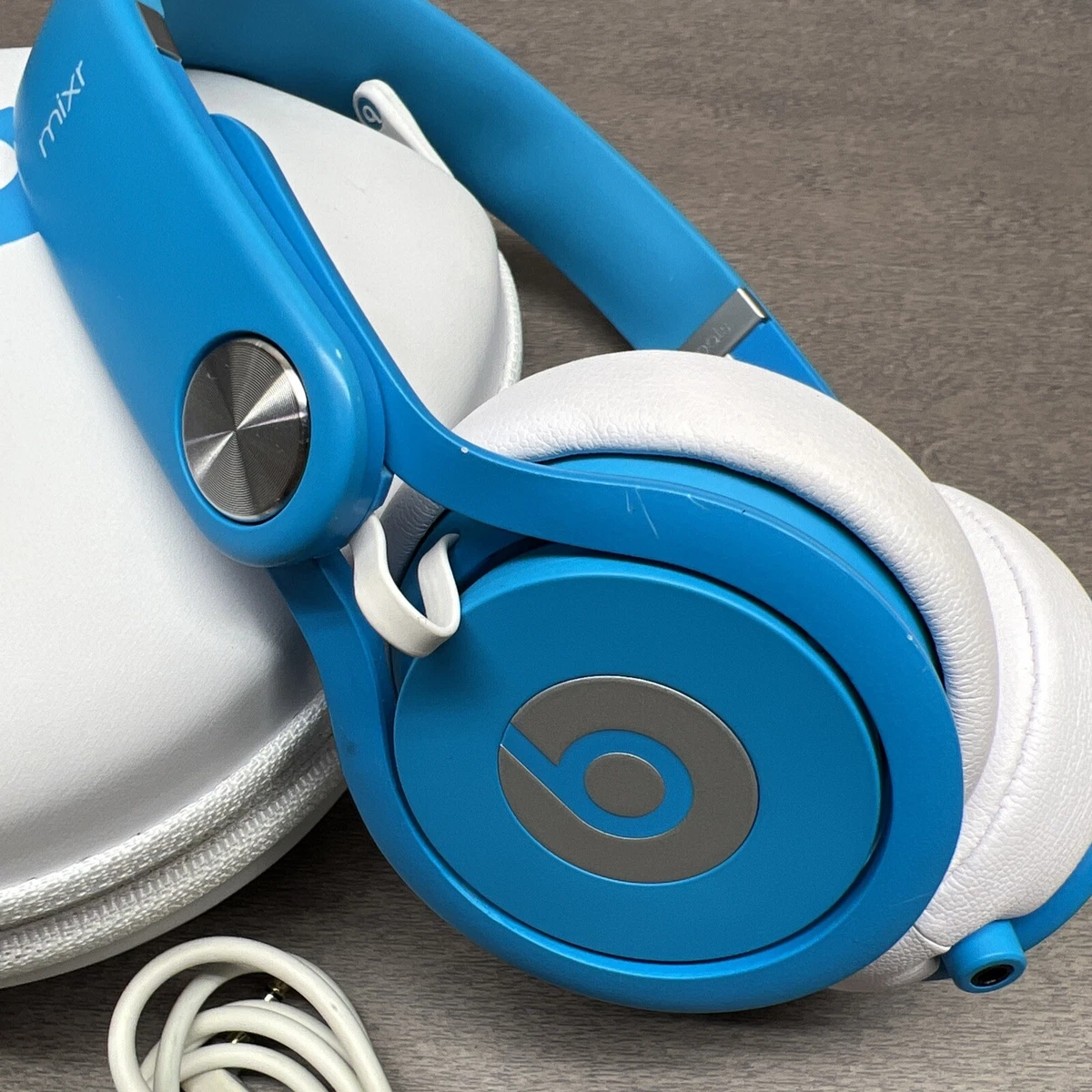 Beats Headphones Neon Blue
