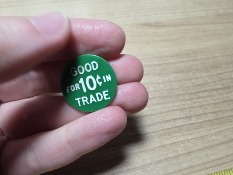 Vintage Unami Fish & Game Emmaus PA Advertising Plastic Trade Token | eBay