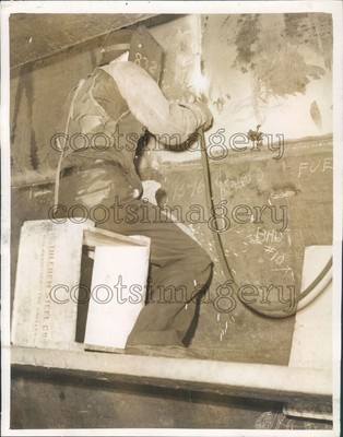 1940 Metal Worker Welding Tacoma Ship Yards Seattle Press Photo | eBay