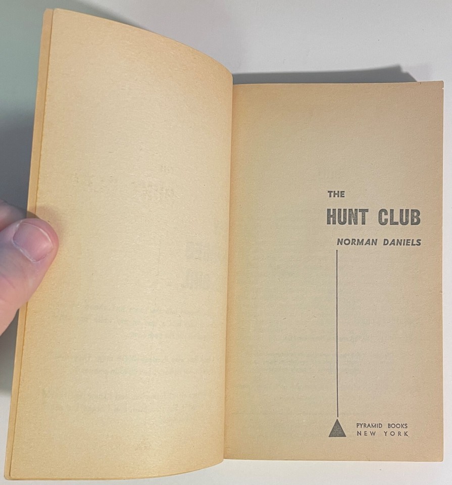 The Hunt Club by Norman Daniels (1964 1st Pyramid PBO {R-1094}, Maguire ...