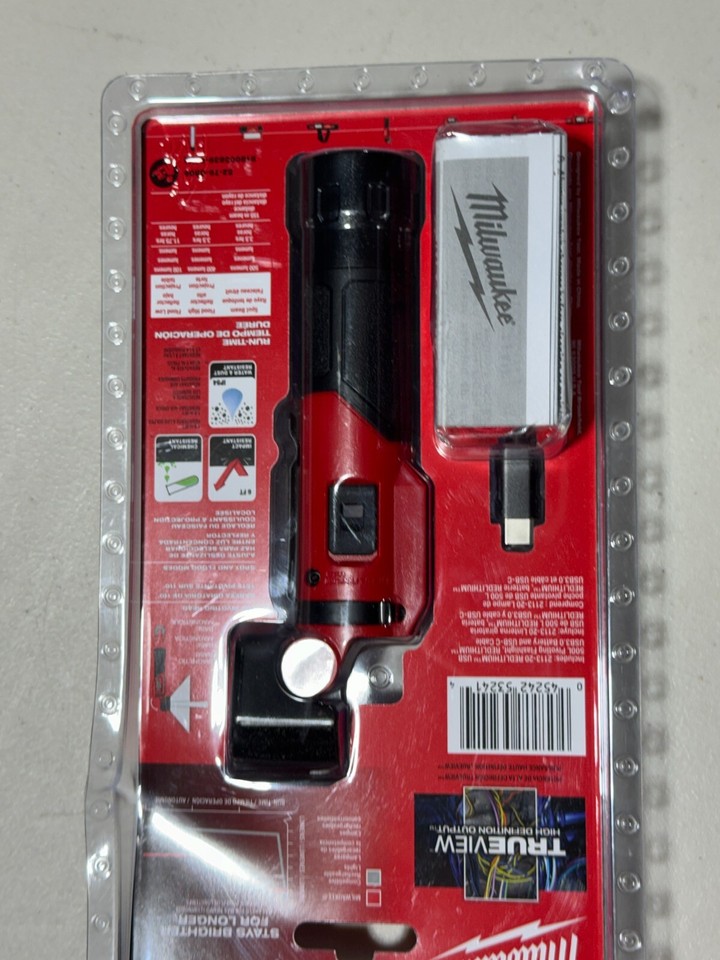 Milwaukee 2113-21 REDLITHIUM USB Pivoting Flashlight - FREE SHIP | eBay