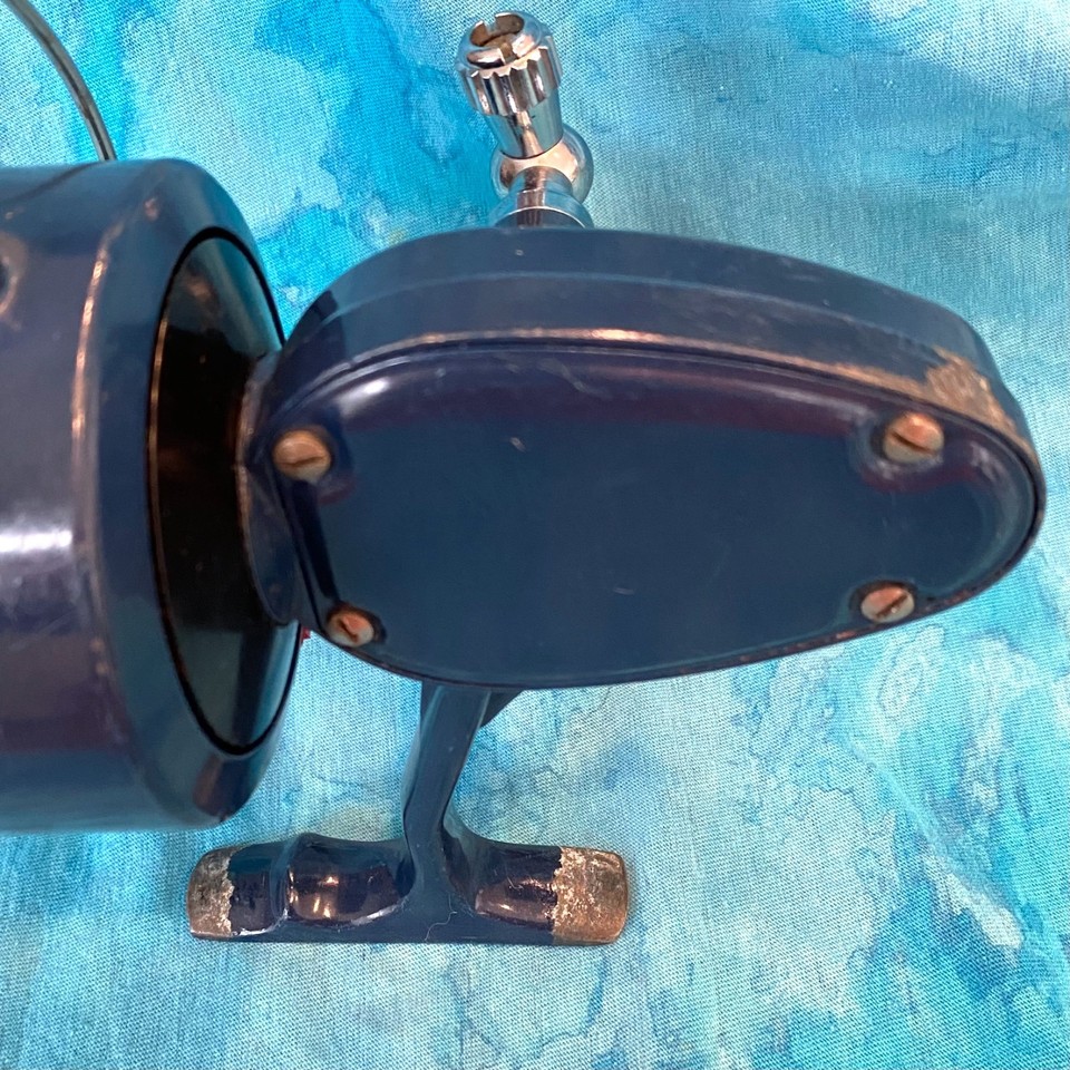 GARCIA MITCHELL 486 LIGHTER BLUE VINTAGE SALT WATER SPINNING REEL | eBay