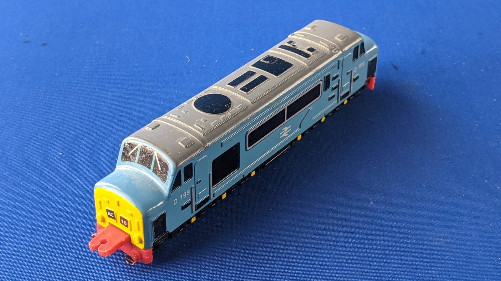 Ertl D199 DIESEL ENGINE (1995) / Thomas & Friends Trains 1990s | eBay