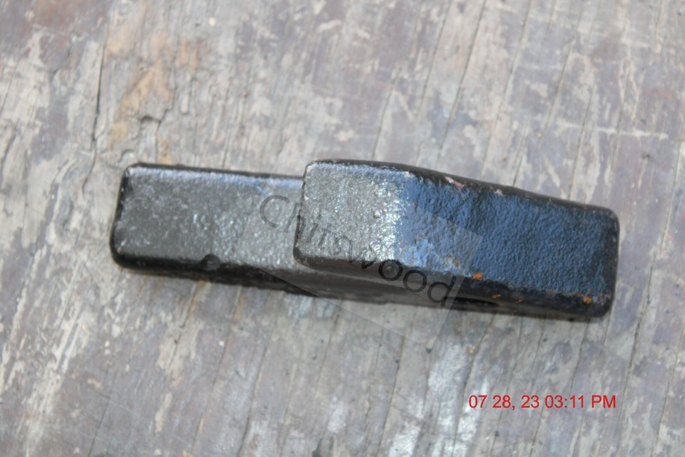 CNH 040621 Tooth Original Weld On Adapter Bucket Teeth | eBay