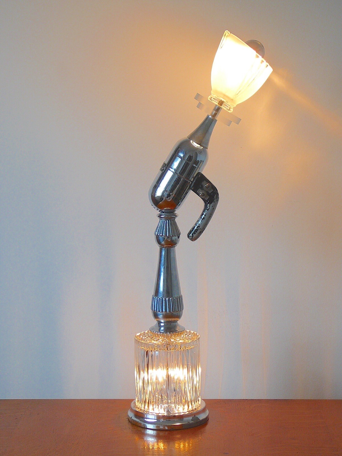 Custom Retro SciFi Ray Gun Lamp Upcycled hair dryer Star Wars Star Trek ...