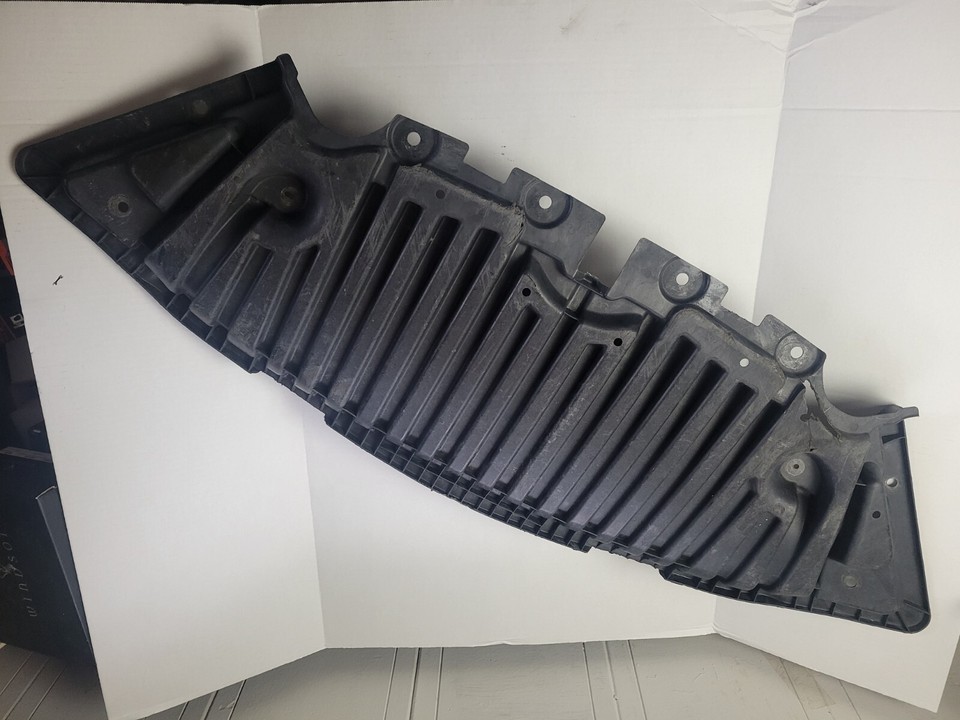 08-14 Mercedes Benz C300 W204 OEM ENGINE SPLASH BOTTOM COVER. | eBay