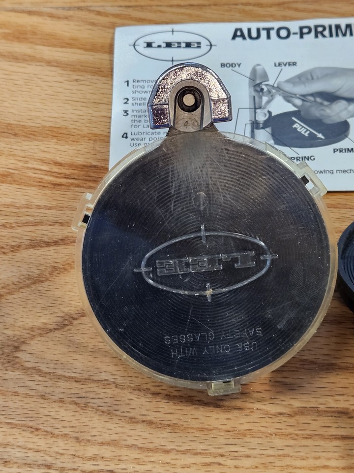 Lee Auto Prime Hand Priming Tool with #4 Shell Holder | eBay