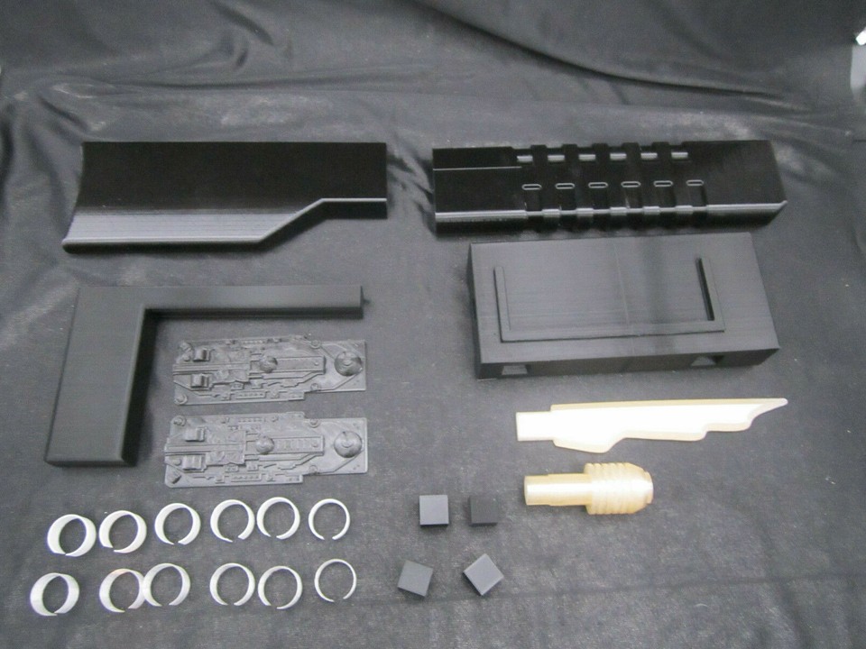 Battlestar Galactica Cylon Rifle Prop (1:1 Scale) Model Kit - Cosplay ...