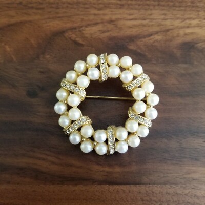 Vintage Gold Tone Faux Pearl Rhinestone Circular Brooch Pin 1.69" | eBay