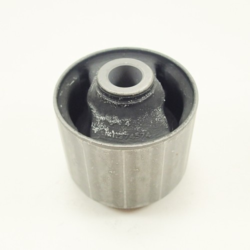 2001-2006 Mitsubishi MONTERO Gen 3 Front Diff Mount Bushing, Front ...