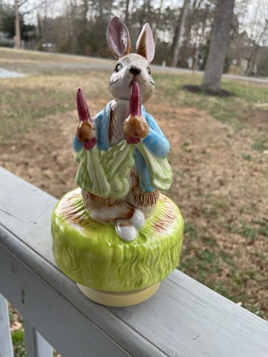 Vintage Schmid Beatrix Potter Peter Rabbit music box 1977 Small Paint ...