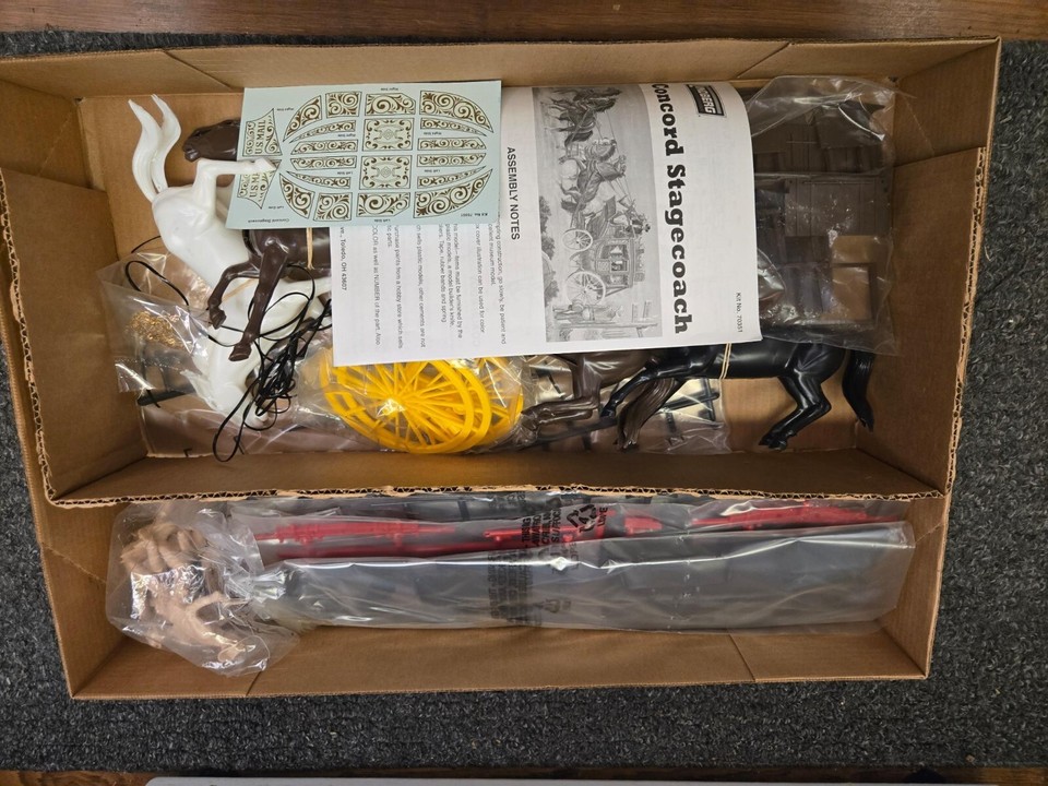 Lindberg 1:16 Scale Concord Stagecoach Model Kit Vintage Open Box ...