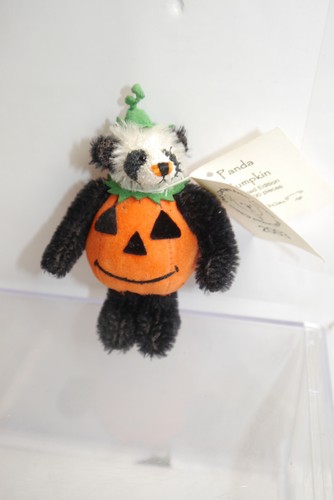 Deb Canham Halloween Collection Panda Pumpkin Lim. Pooh Edition 9CM K21 ...