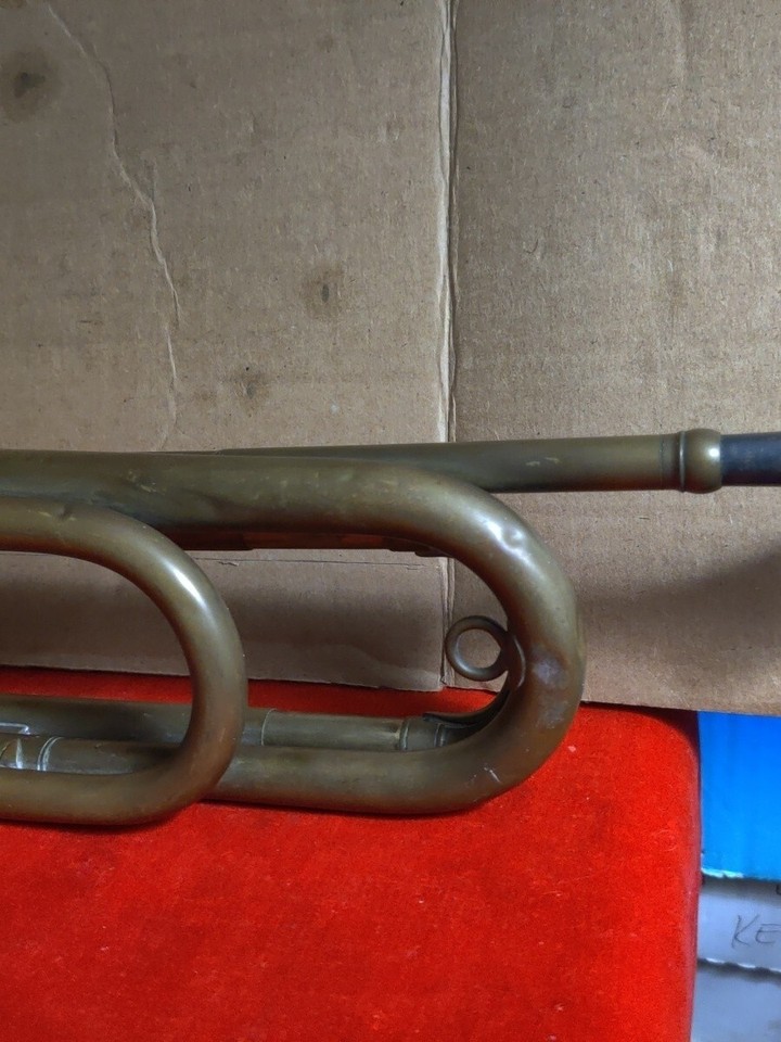 VINTAGE Ludwig BRASS SINGLE VALVE TRUMPET / BUGLE WITH MOUTHPIECE | eBay