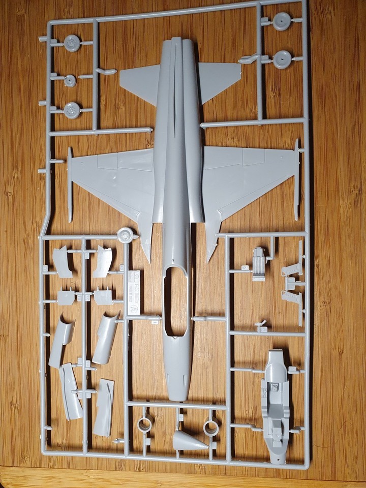 Esci Ertl 4085 Agressor F-5E 1:48 Plastic Model Kit Vintage | eBay UK