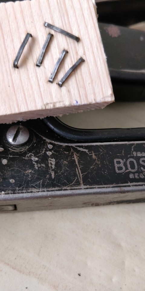 Bostitch T-5 / T5 Staple Gun + Matching Staples - Made in USA - Hi ...