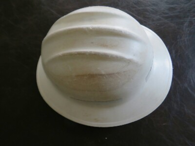 1998 Plastic White Bullard Hard Hat Model 303 Full Brim w/Suspension ...