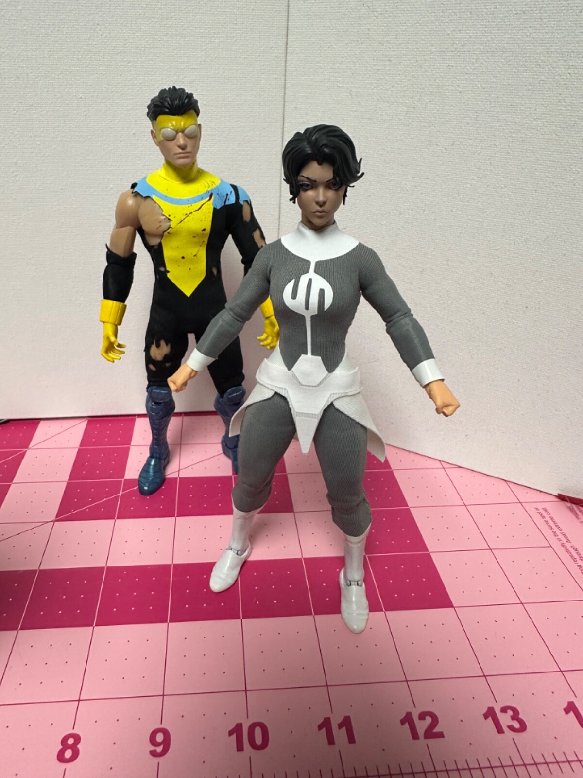 Mezco one 12 custom female viltrumite anissa suit only | eBay