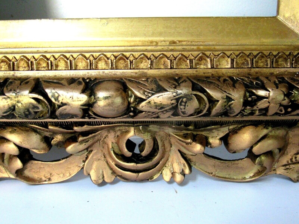 18 c MUSEUM QUALITY HAND CARVED GILDED FRAME FOR PAINTING 8 3/4 X 7 ...
