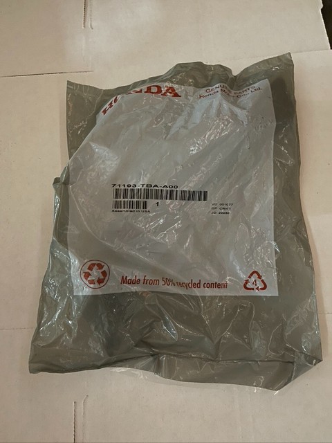 Honda OEM 2016 Civic Front Bumper Grille-spacer Right 71193TBAA00 for ...