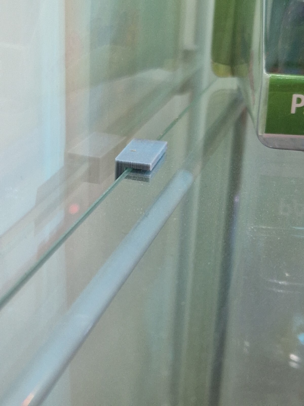 Shelf bumper kit for IKEA Detolf glass cabinet fixings risers hangers ...