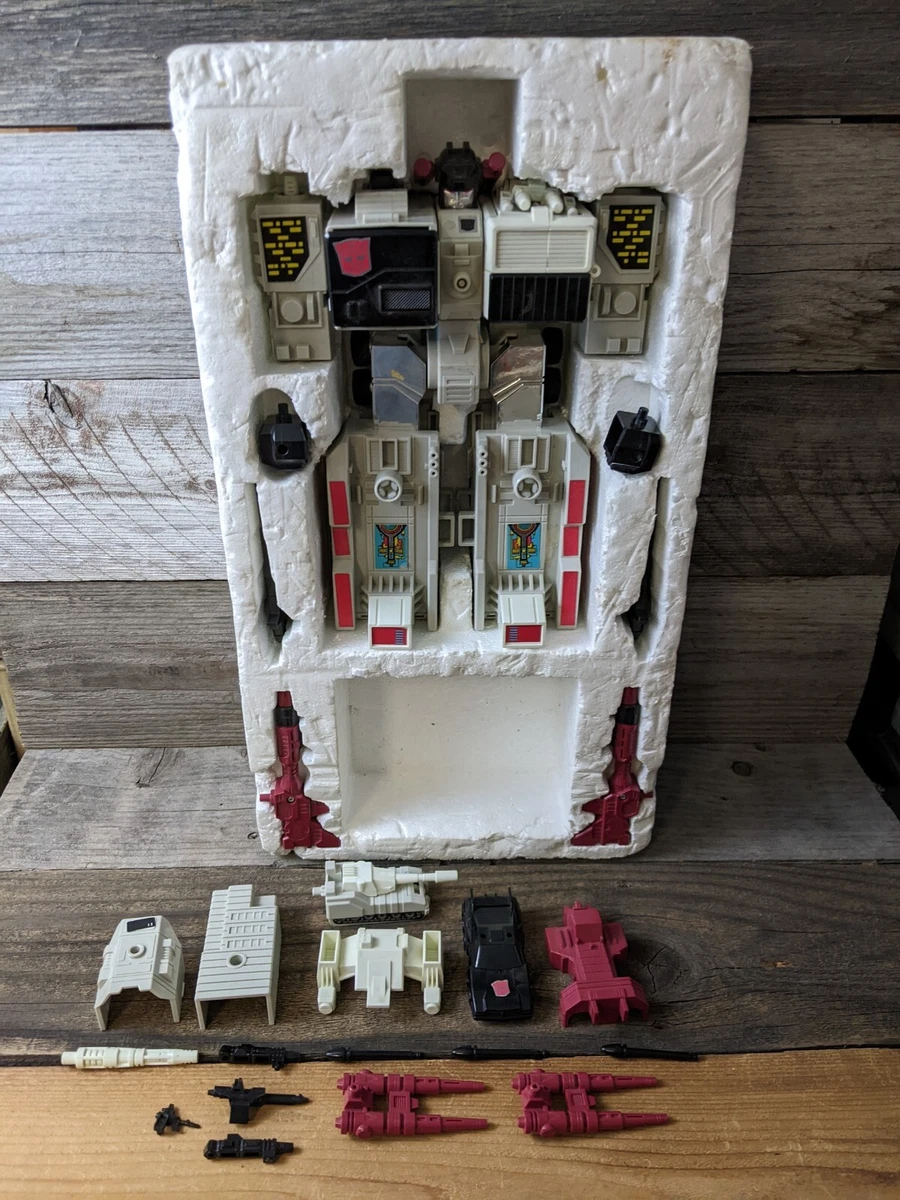 Transformers G1 Metroplex City