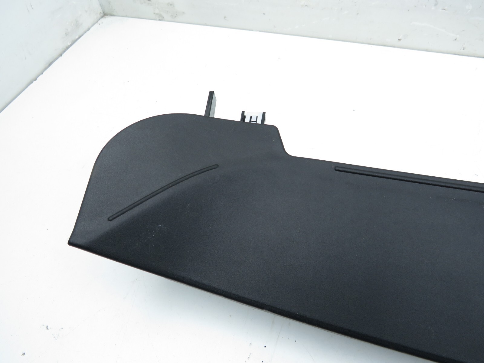 2019 LR RANGE ROVER VELAR L560 REAR TAILGATE HANDLE TRIM WITH NUMBER ...