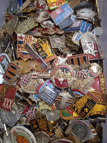 Lot of 25 pcs USSR SOVIET ERA ENAMEL PINS, BADGES COLD WAR COMMUNISM ...