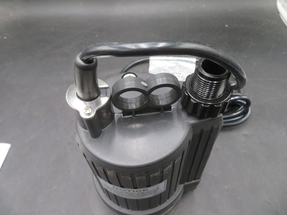 Water Ace Pump Co. Model RES 1/6 HP Submersible Utility Pump | eBay