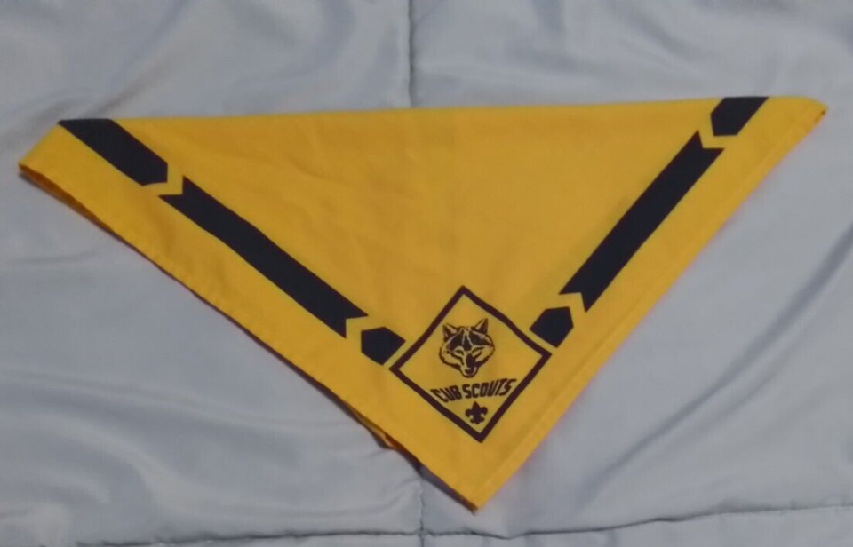 Cub Scout Wolf Neckerchief Gold Yellow Scarf BSA Boy Scouts of America ...