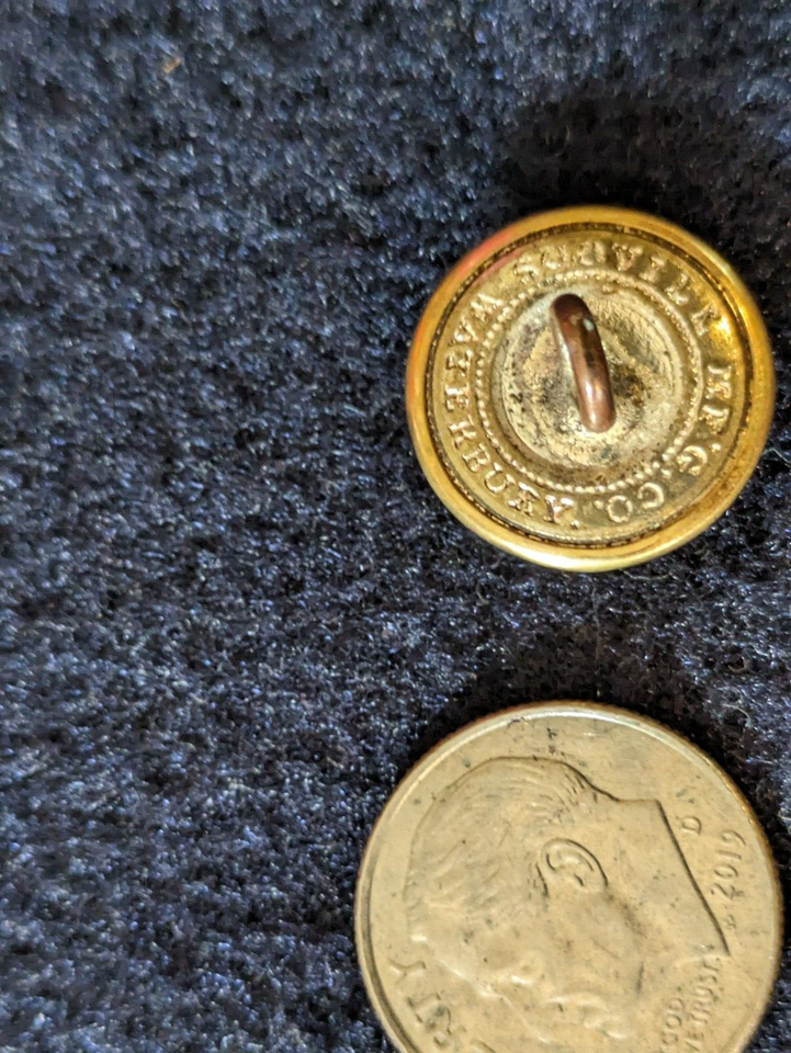Civil War Louisiana cuff/kepi button | eBay