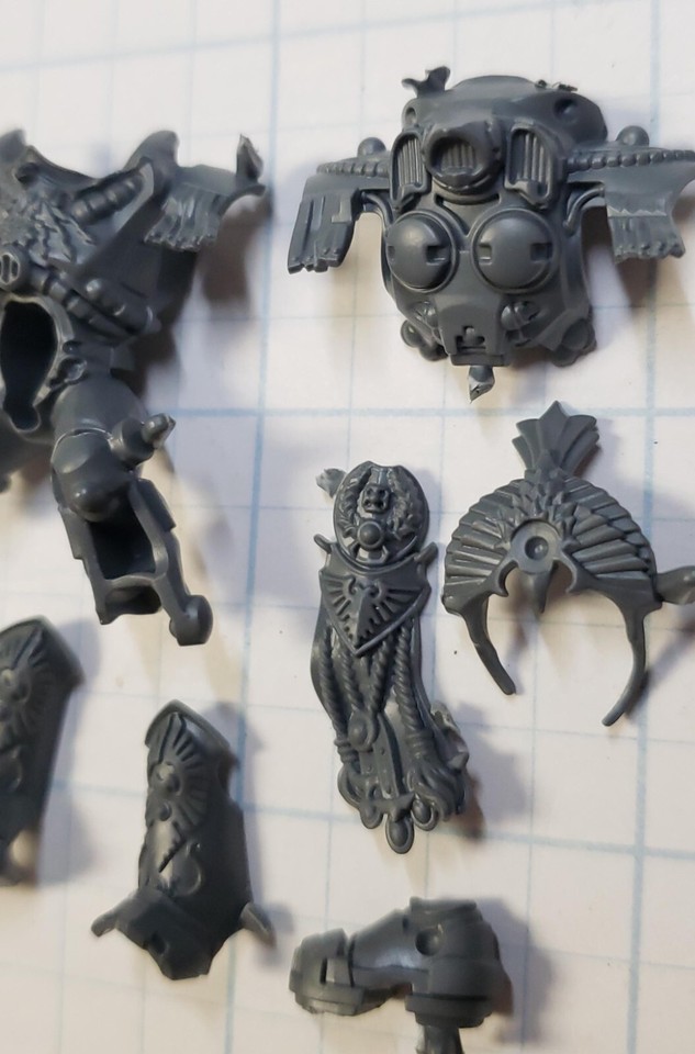 Warhammer 40k Adeptus Custodes Bits Allarus Terminator Torso & Legs Set ...