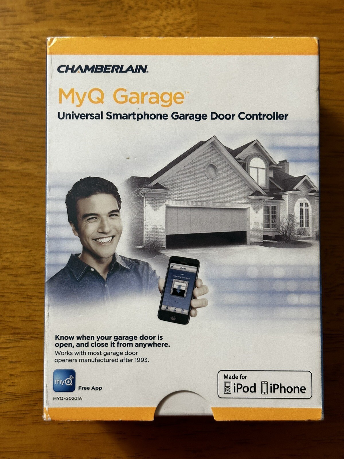 Chamberlain Smart MyQ Universal Garage Door Controller MYQ-G0201A ...