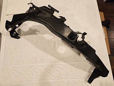 BMW E90 330i 325i 328i 335i M3 06-08 Headlight Bracket Left Driver ...