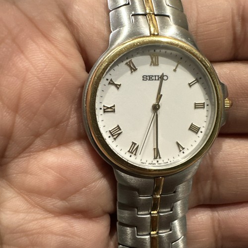 Running Seiko 18k Gold On Bezel Mens/womens Fancy Watch 33mm Quartz 6 ...