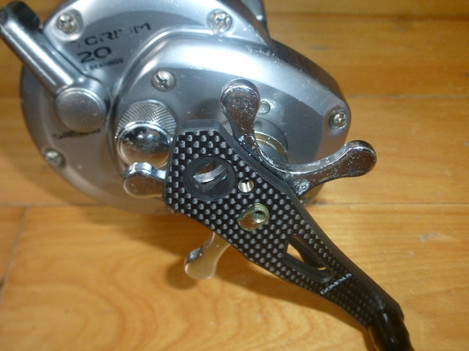 Fishing Reel Shimano Torium 20, Works Great, looks ok, Please Read ...
