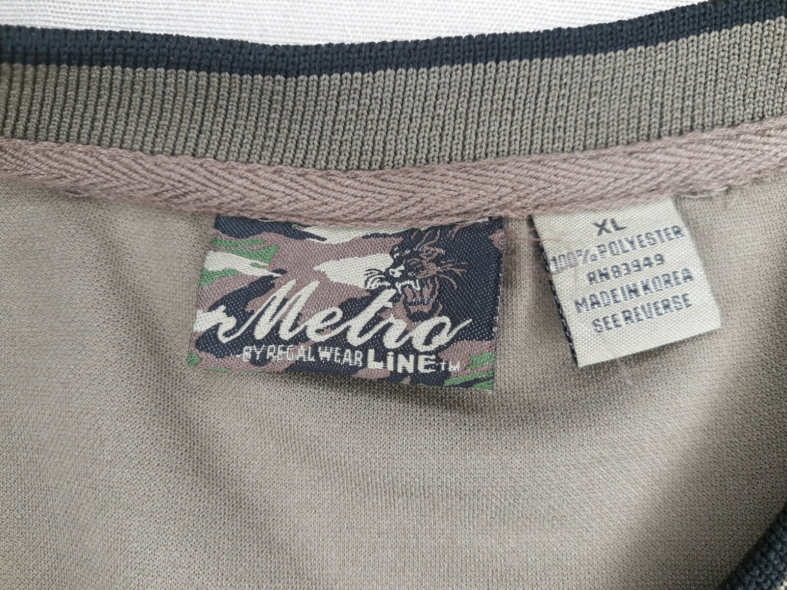 Regal Wear Metro Camouflage Cropped Top Streetwear L - Gem